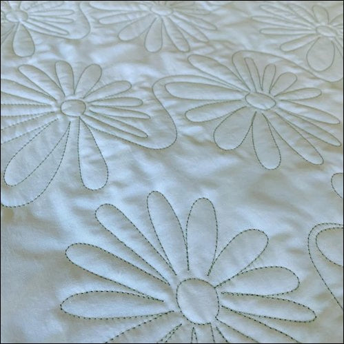 Daisy Bell - Quilting Pantograph Pattern — QuiltingPantographs.com